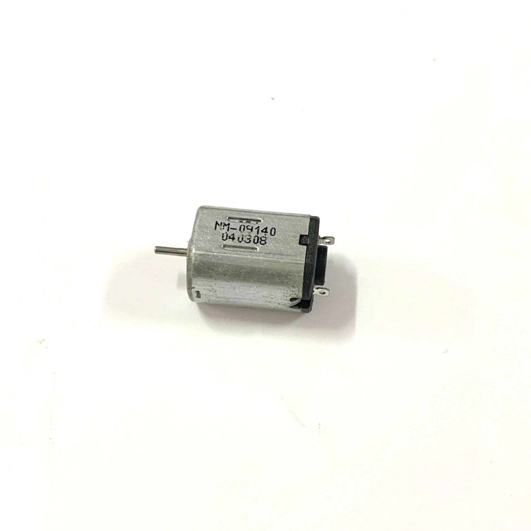 Small Size 5V DC Motor (Buy 2 Get Free 1 Push Button) – Harish Projects